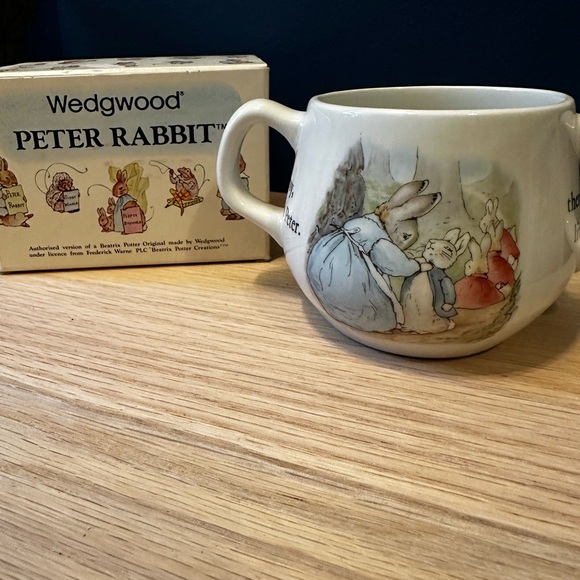 Wedgwood | Kitchen | Wedgwood Vintage Peter Rabbit Twohandled Baby Mug ...